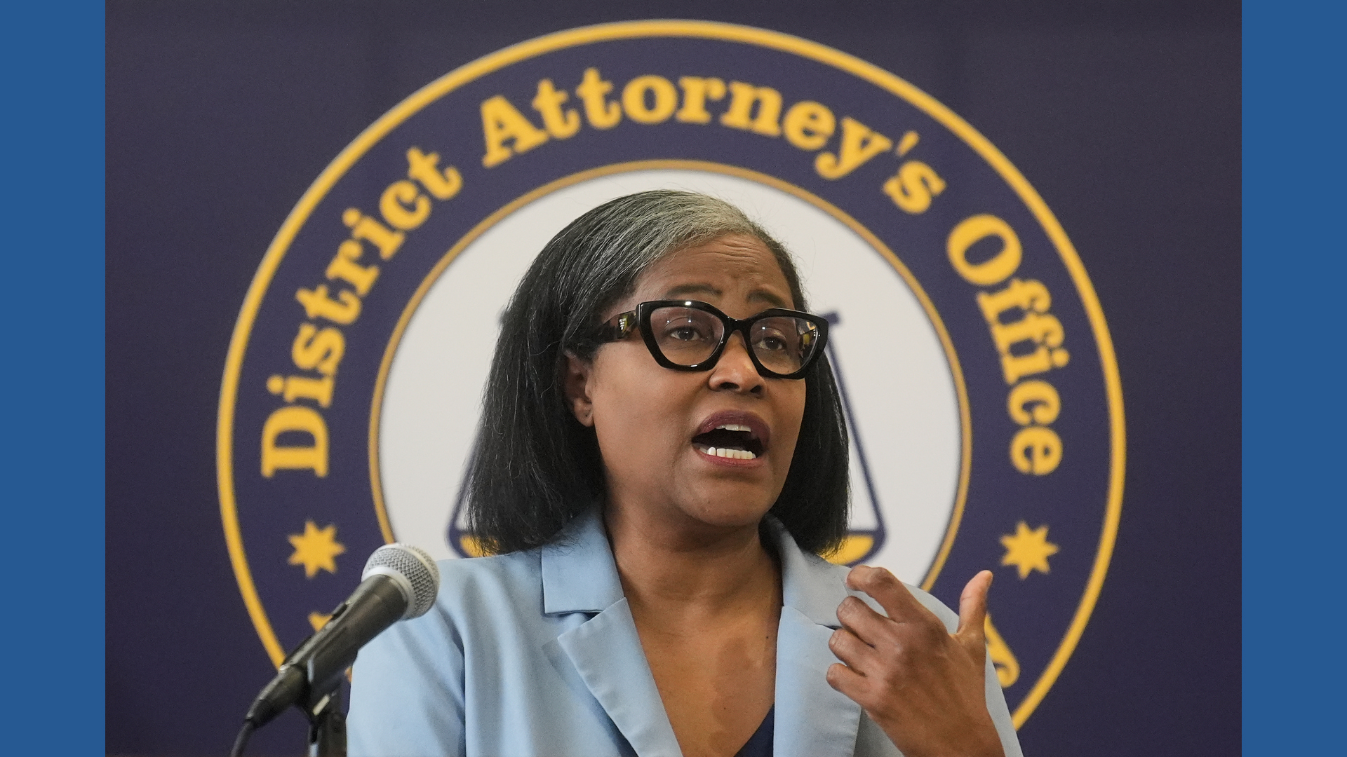 Man charged with murder in shooting of Oakland football coach and 'Last ...