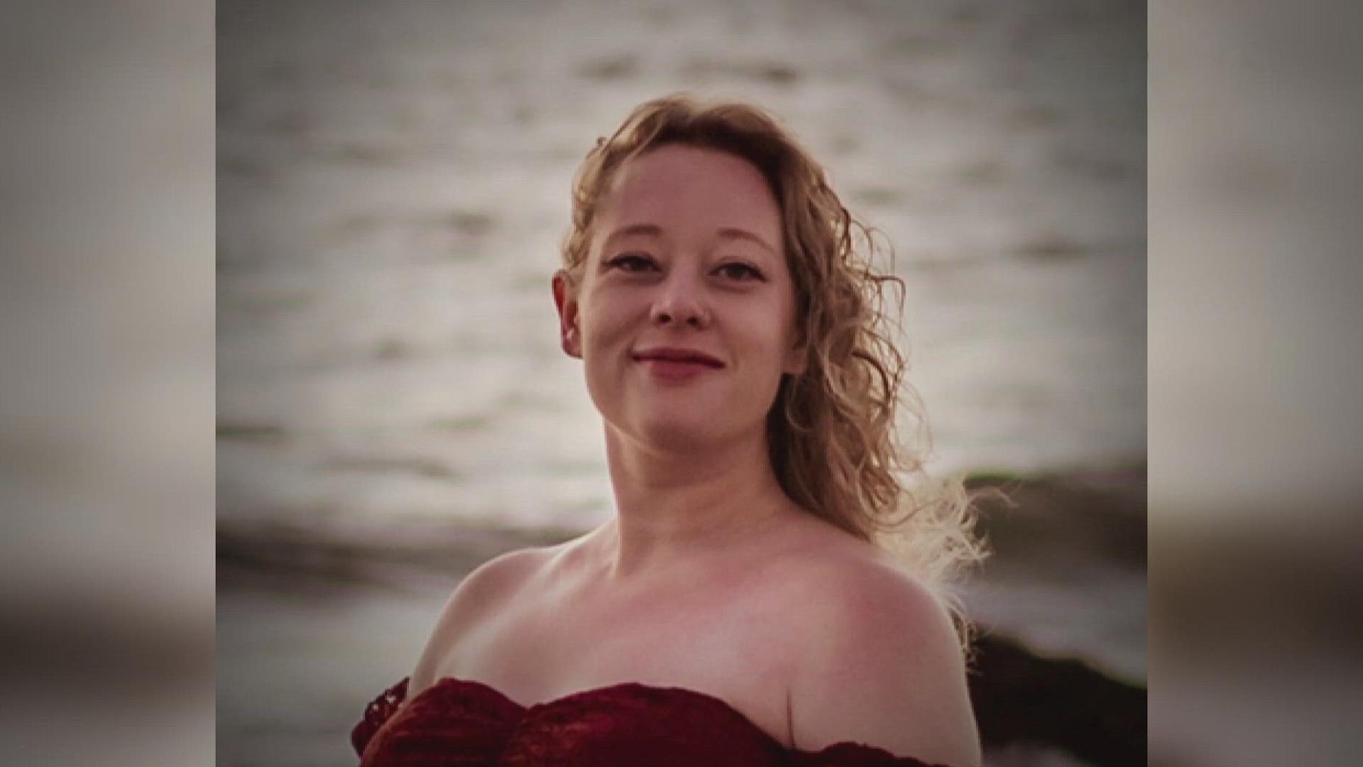 Officials identify woman killed in ICE shooting in Minneapolis ...