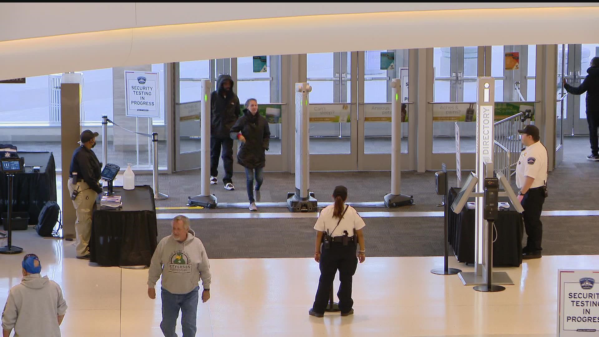 Two charged with murder in fatal Mall of America shooting | wfmynews2.com