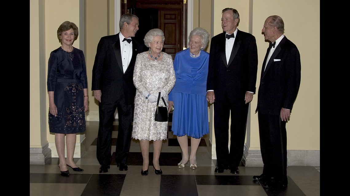 PHOTOS: Former First Lady Barbara Bush Through The Years | wfmynews2.com