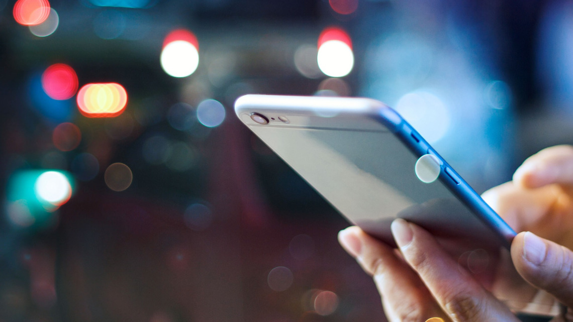 Why human meteorologists are better than phone weather apps | Weather ...