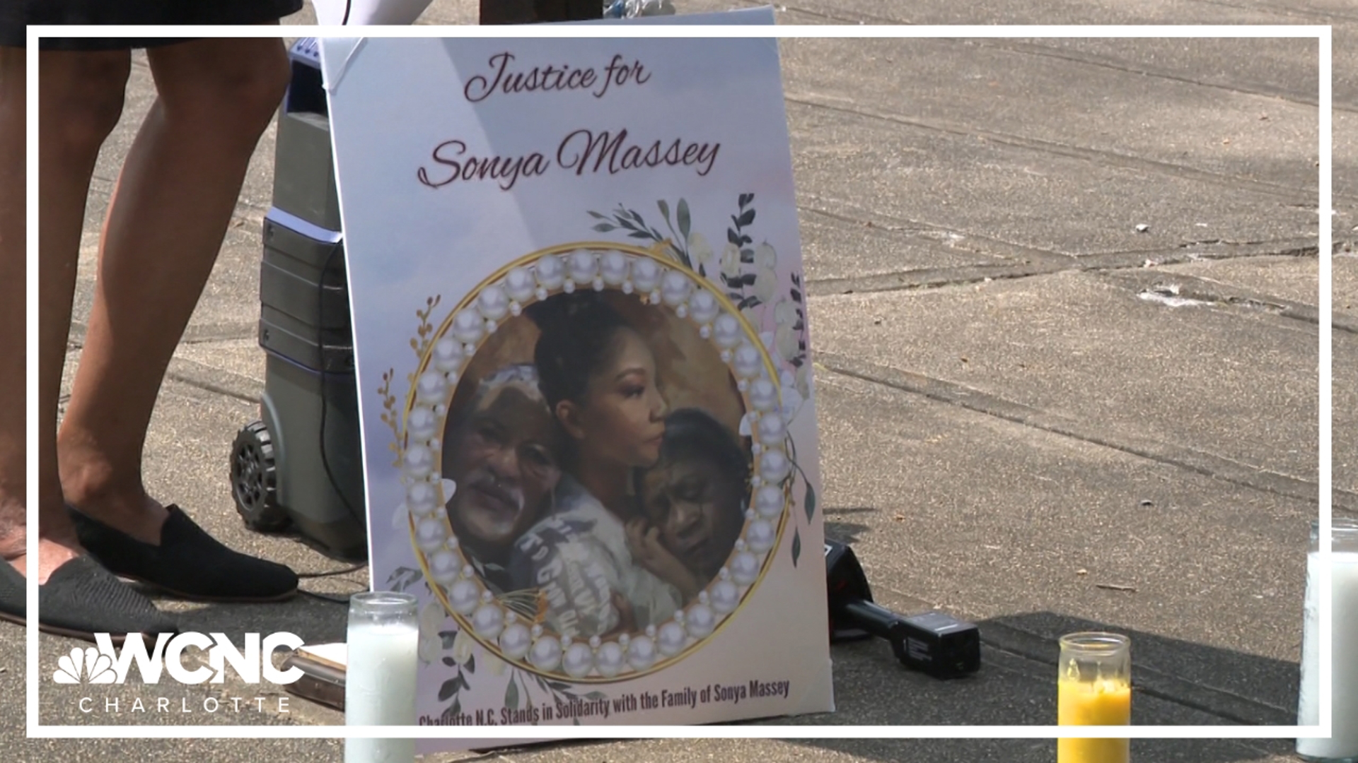 Residents mourn Sonya Massey, push for better police relations ...