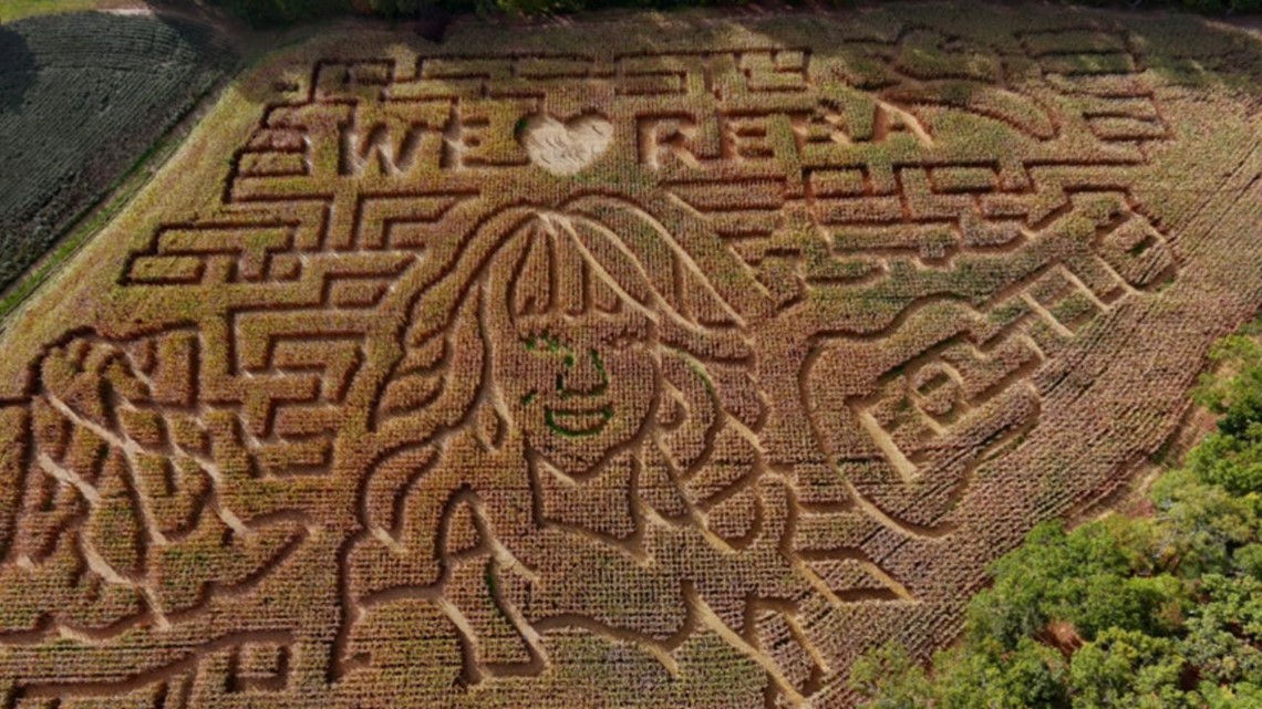 North Carolina farm opens epic Reba-themed corn maze | wfmynews2.com