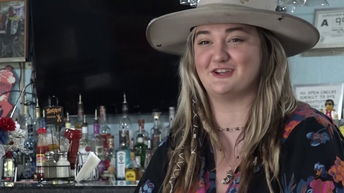 Simon goes crazy! Statesville's Dani Kerr wows 'AGT' judges | wfmynews2.com