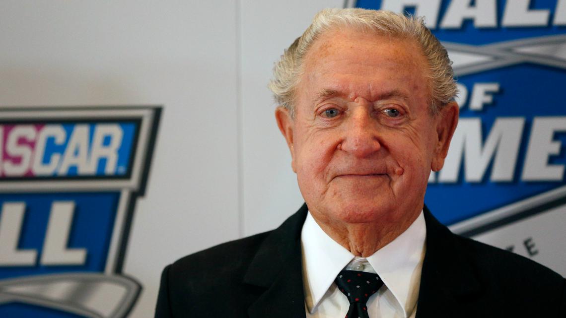 Rex White, NASCAR legend, dead at 95 | Motor sports news | wfmynews2.com
