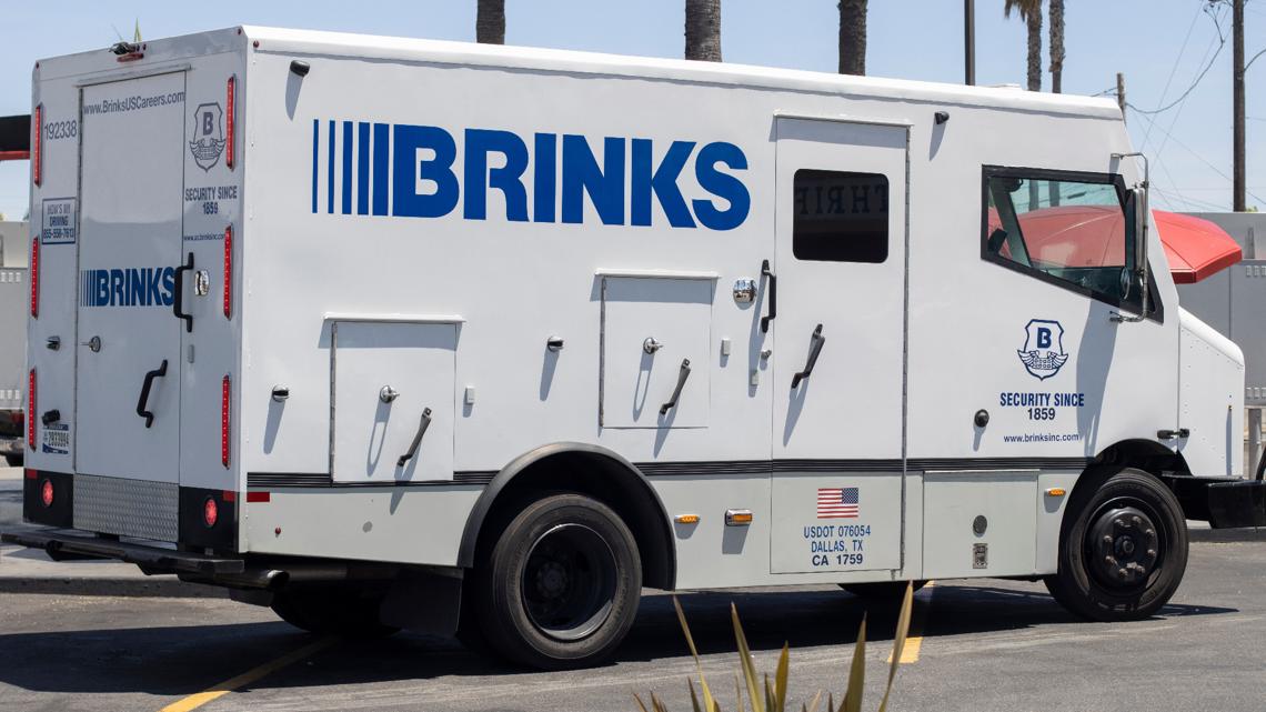 Thieves get away with $277K from Brink's truck in Charlotte | wfmynews2.com