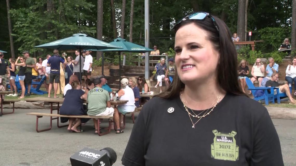 Widow of fallen US marshal speaks at 'Back the Blue' concert ...