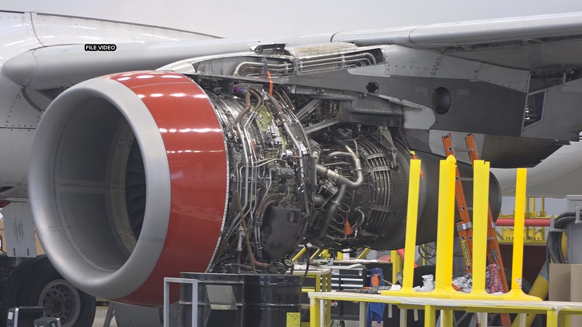 GTCC Aviation Holds Career Fair And Open House | wfmynews2.com