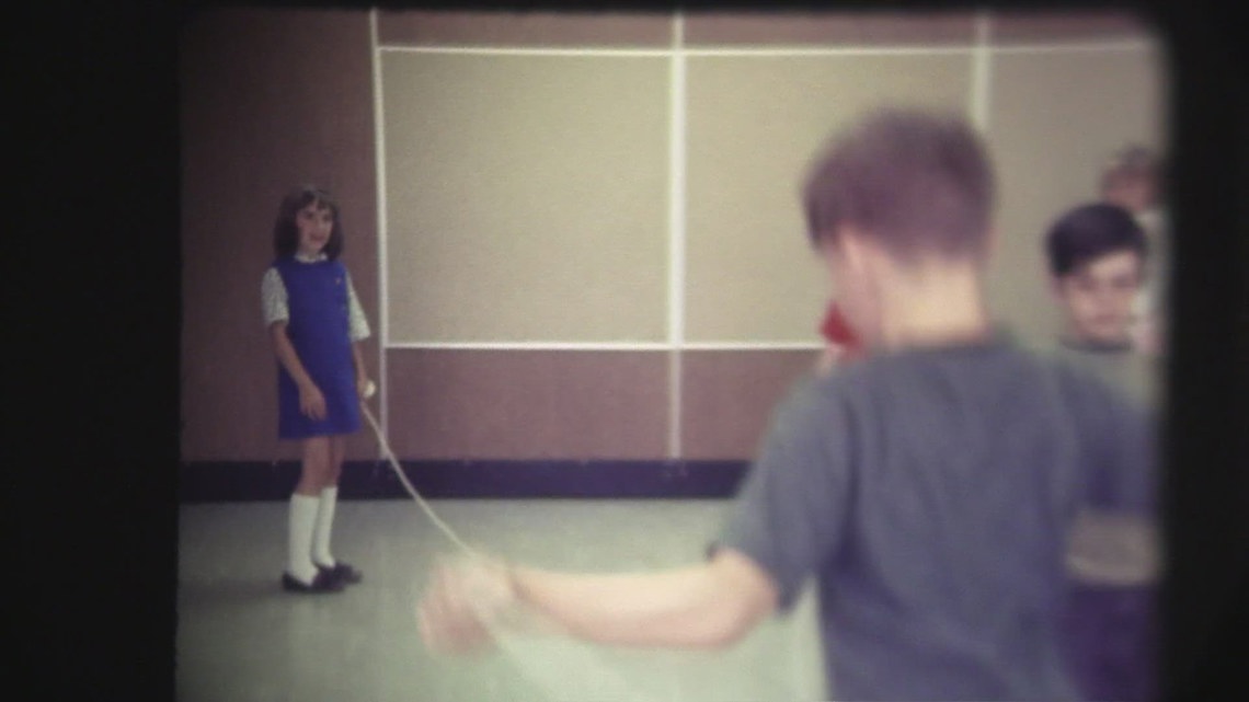 Third graders get jump rope lesson | Vault Visit | wfmynews2.com