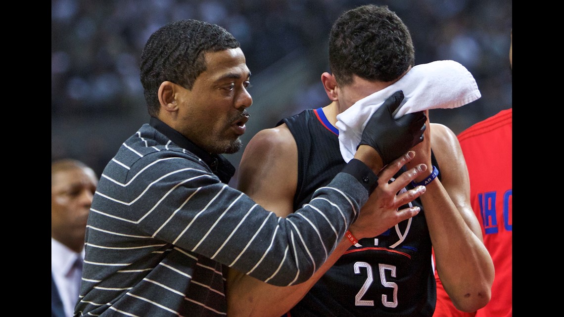 Austin Rivers' face is bloodied in game against Blazers | wfmynews2.com