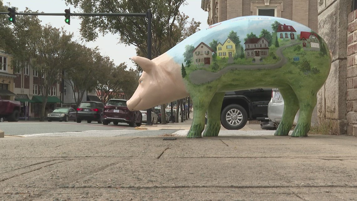 Pigs in the City: The meaning behind the pigs in Lexington | wfmynews2.com