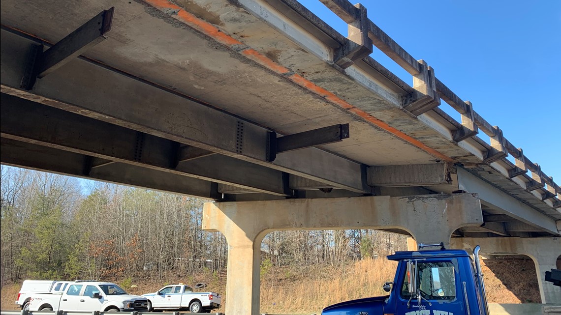US 220 closed in Rockingham Co. after truck crashes into bridge ...