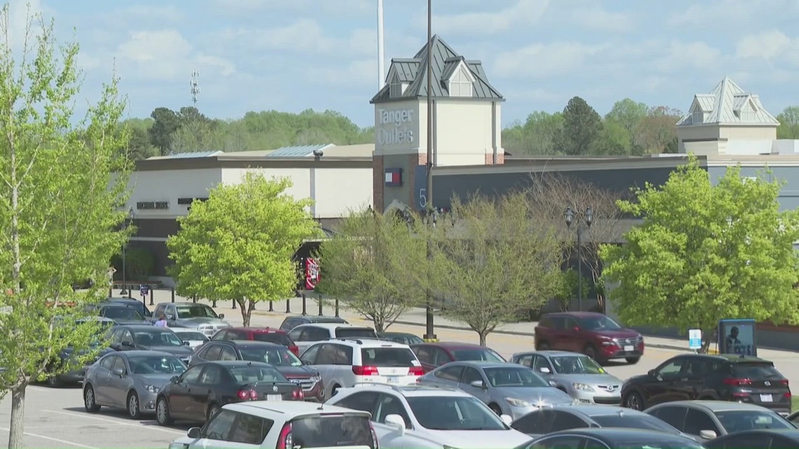 Mebane police investigating car break-ins at Tanger Outlets | wfmynews2.com