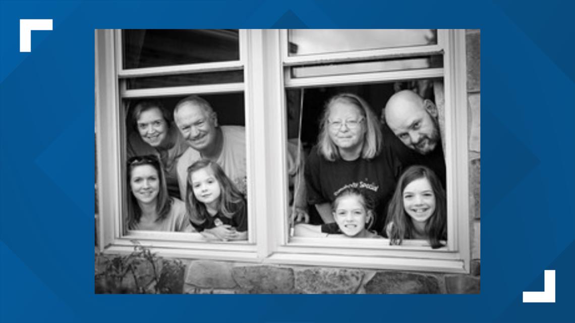 Neighbor taking 'Front Porch' photos to keep others connected ...