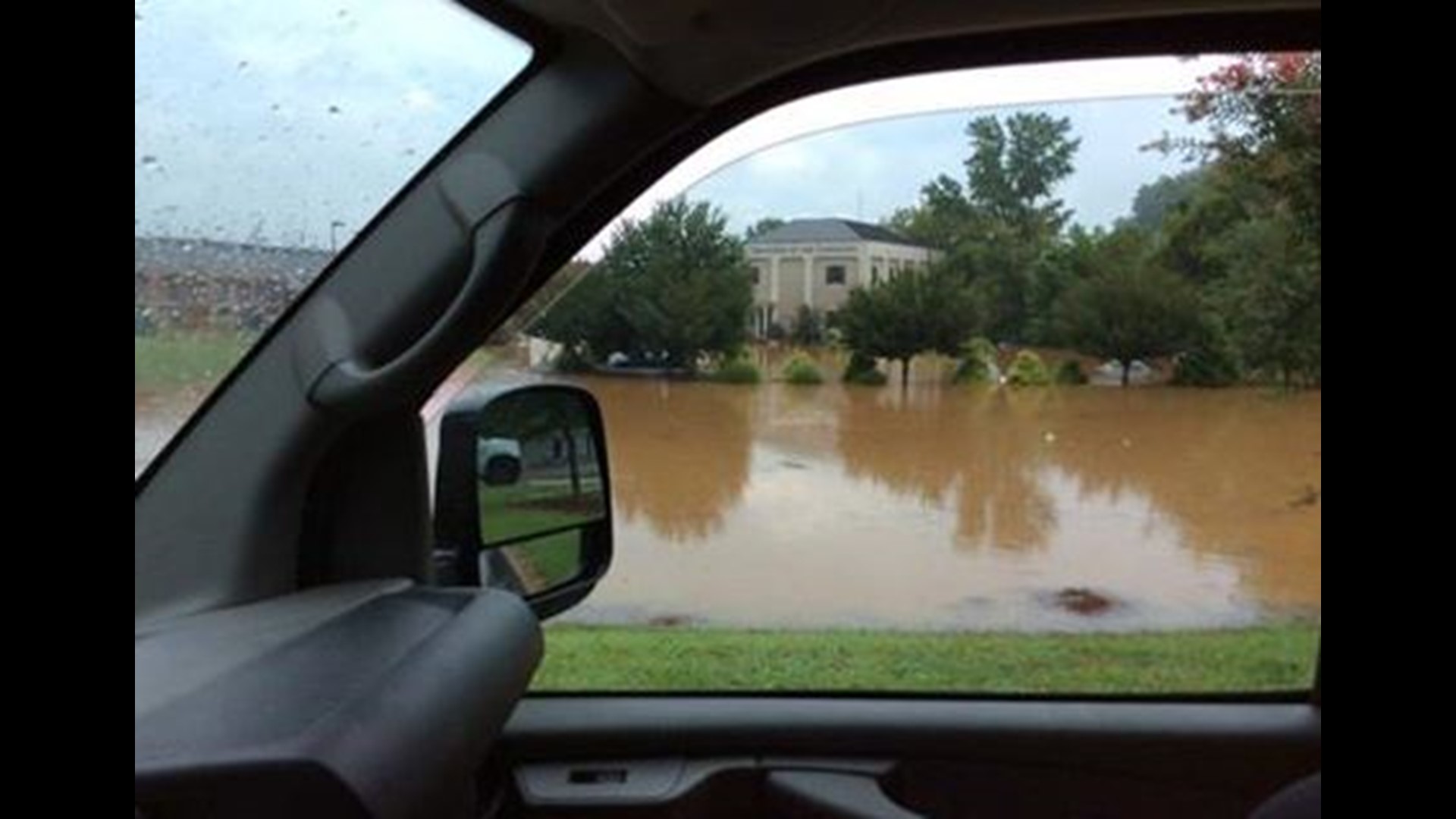Flash Flooding In NC Foothills | wfmynews2.com