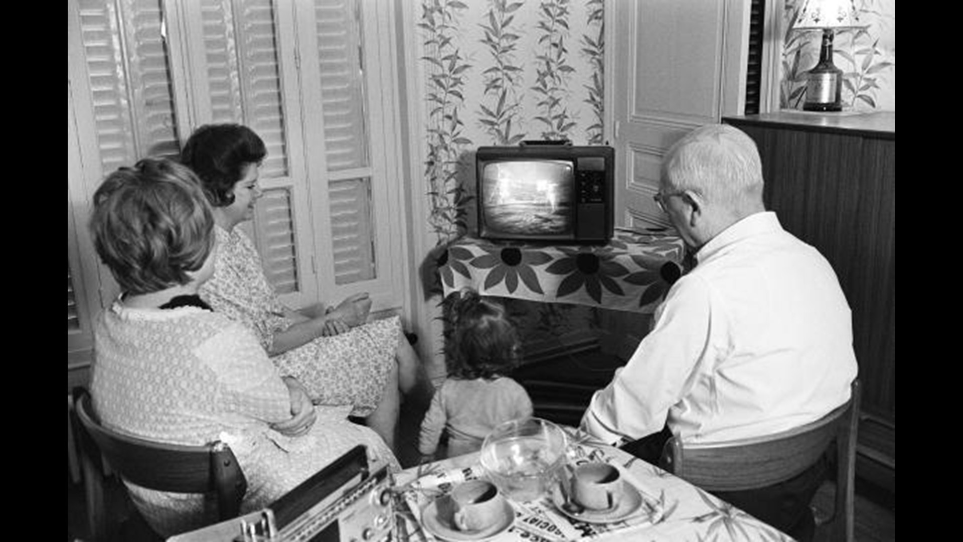 Neil Armstrong and An 'Oklahoma Farm Girl' - Their Journey Around the ...