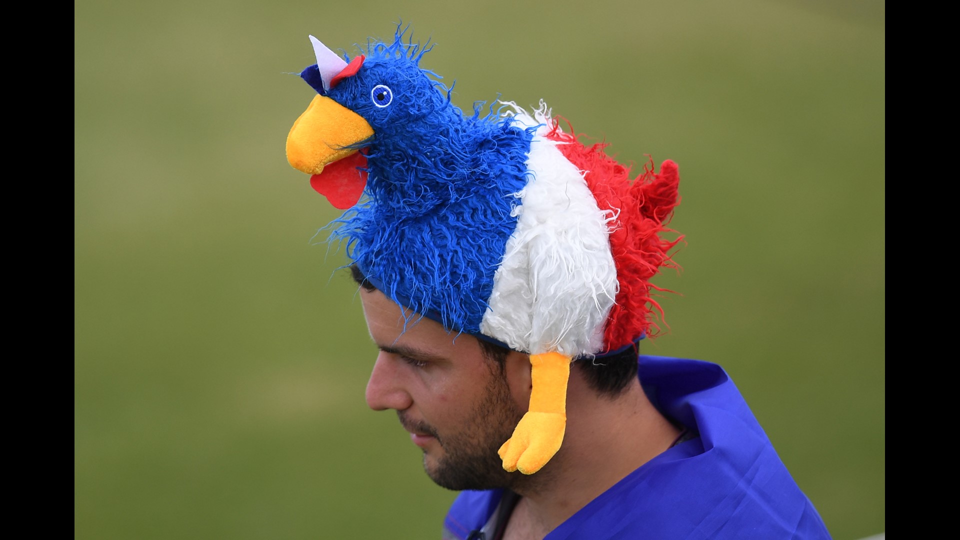 Photos: Rabid Rio fans | wfmynews2.com