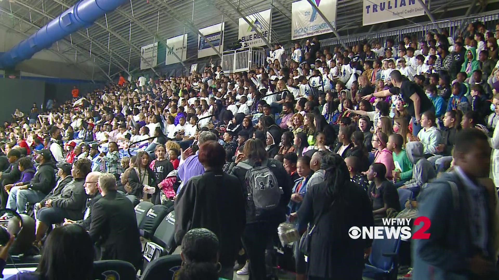 Greensboro Swarm host School Day for GCS Elementary School | wfmynews2.com