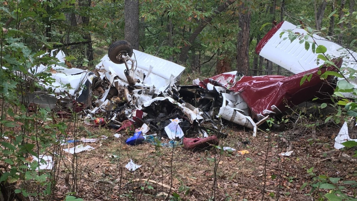 Pilot, passenger killed after plane from Tennessee crashes in NC ...