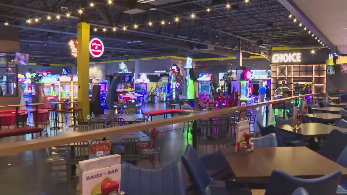 New 'Main Event' entertainment center opens in Greensboro next to Top ...