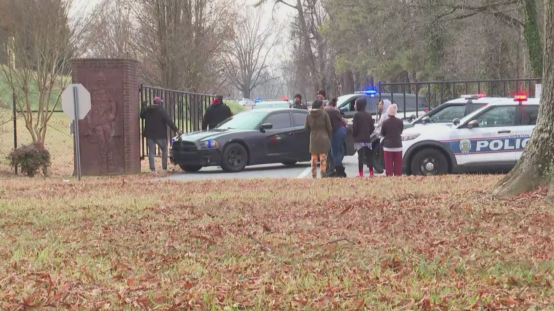 Community reacts after deadly stabbing at North Forsyth High School | wfmynews2.com