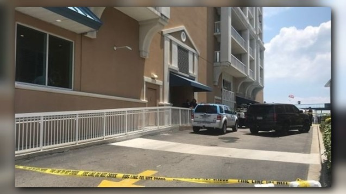Woman Dies After Falling From Hotel Balcony At Myrtle Beach | wfmynews2.com