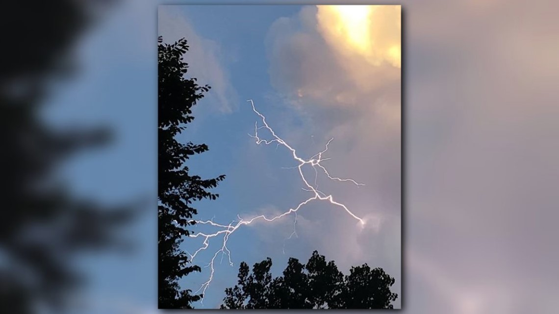 PHOTOS | Intense Lightning Strikes | wfmynews2.com