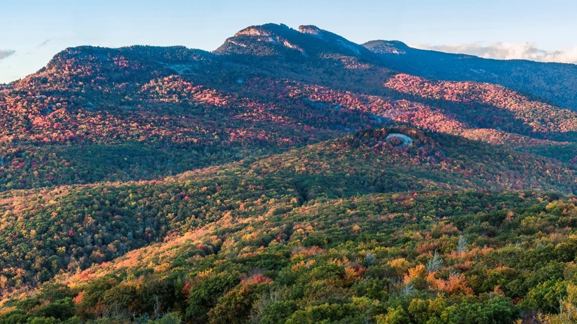PHOTOS: Autumn Falls into Color at Grandfather Mountain | wfmynews2.com