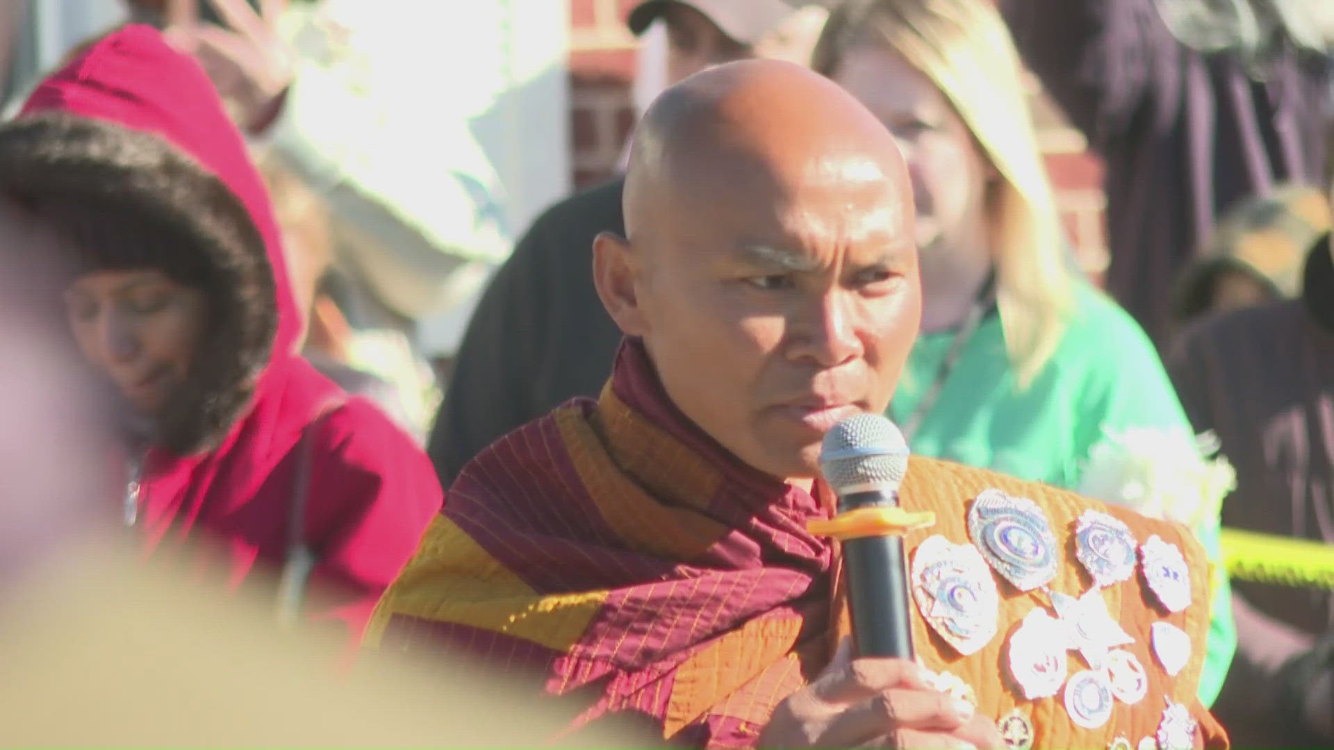 Buddhist Monks’ 2,300-Mile ‘Walk for Peace’ Draws Hundreds in ...