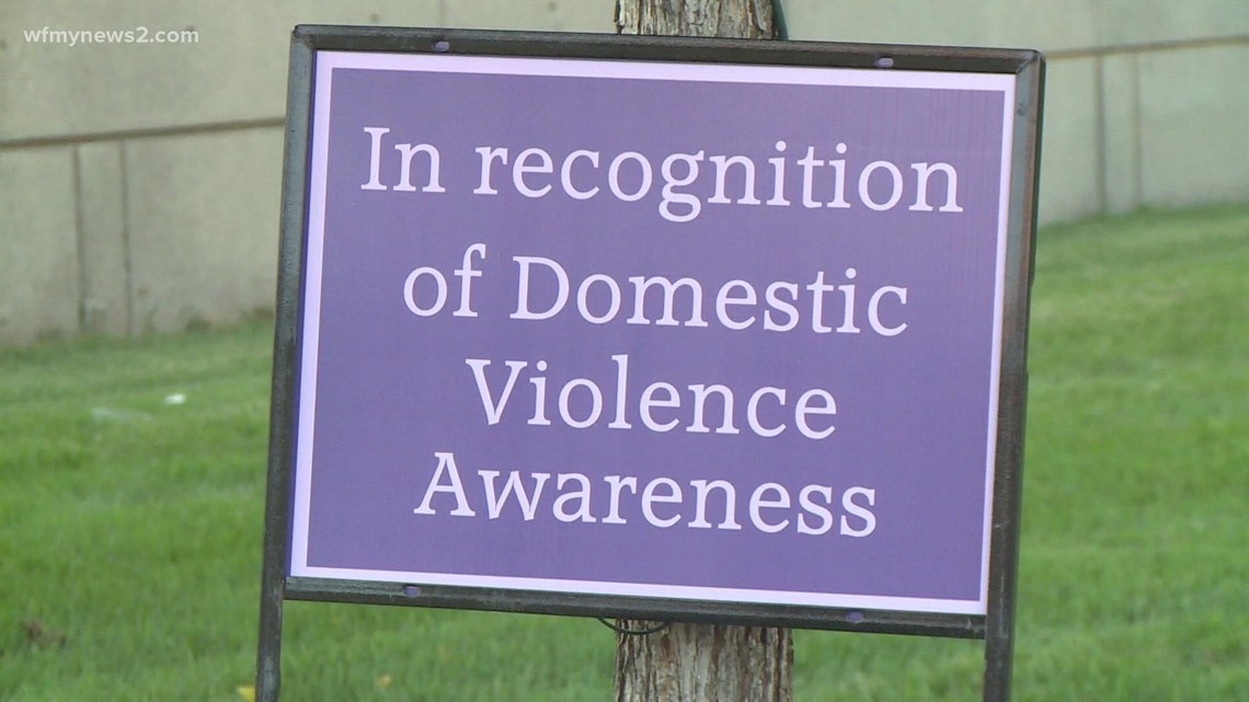 Leaders help Triad domestic violence victims | wfmynews2.com