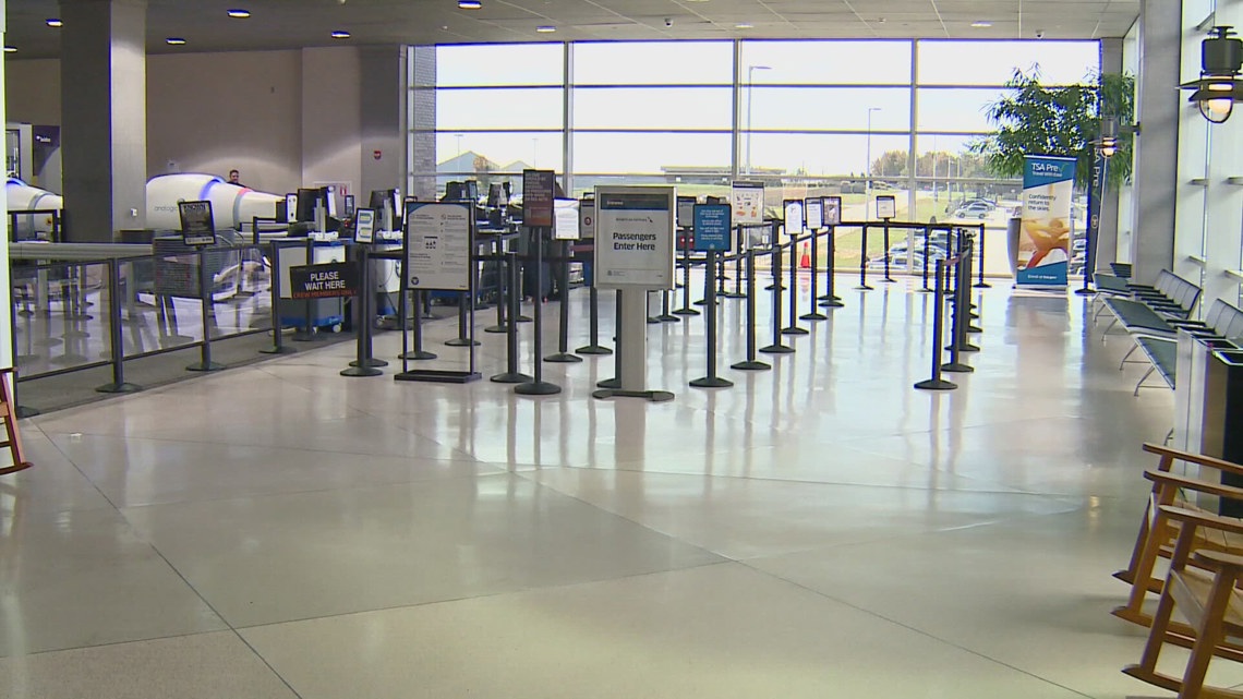 PTI airport offers job fair in Greensboro | wfmynews2.com