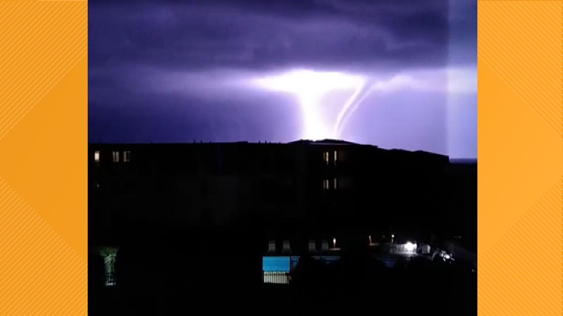 Waterspout, lightning captured in Atlantic Beach on video | wfmynews2.com