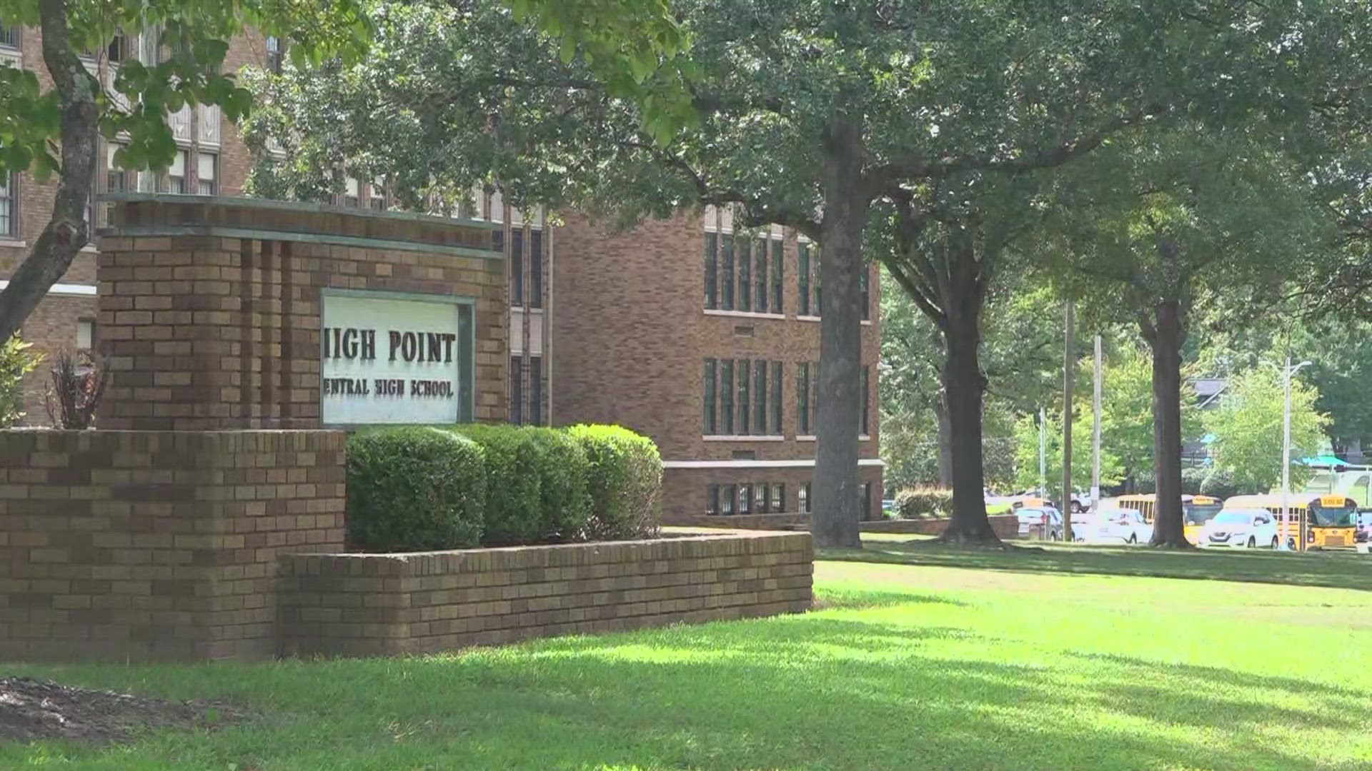 High Point Central lockdown lifted | wfmynews2.com