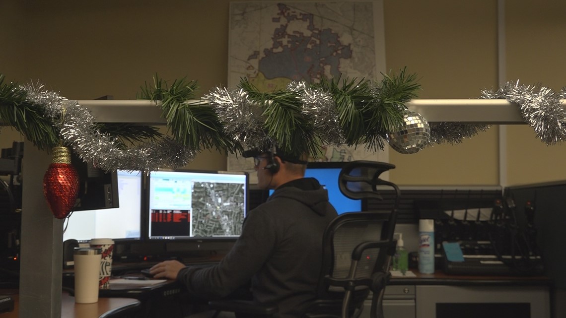 High Point 911 dispatchers cope with hectic holiday week of violent ...