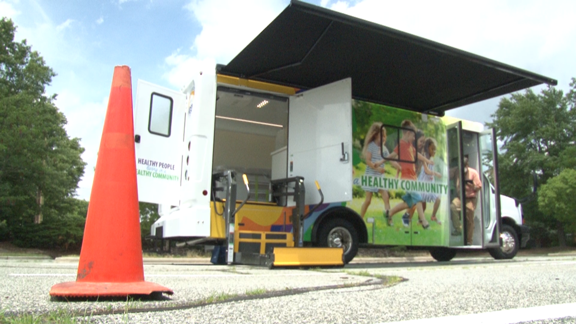 Guilford County mobile vaccine unit arrives | wfmynews2.com