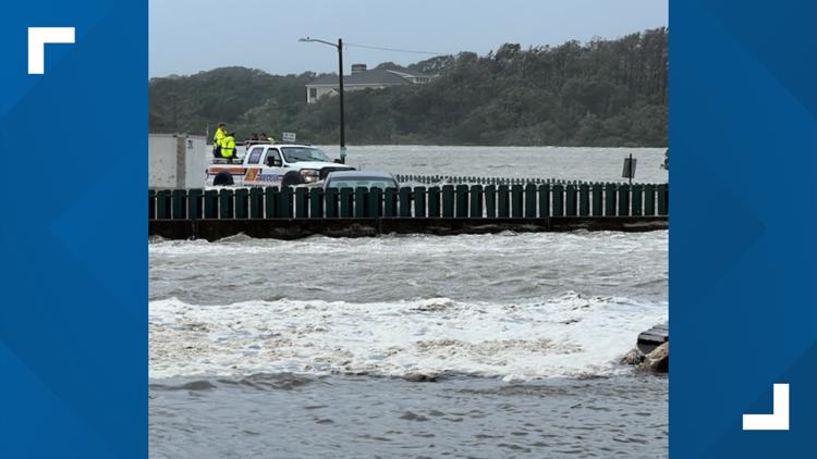 Ian hits Myrtle Beach; photos and video storm damage | wfmynews2.com