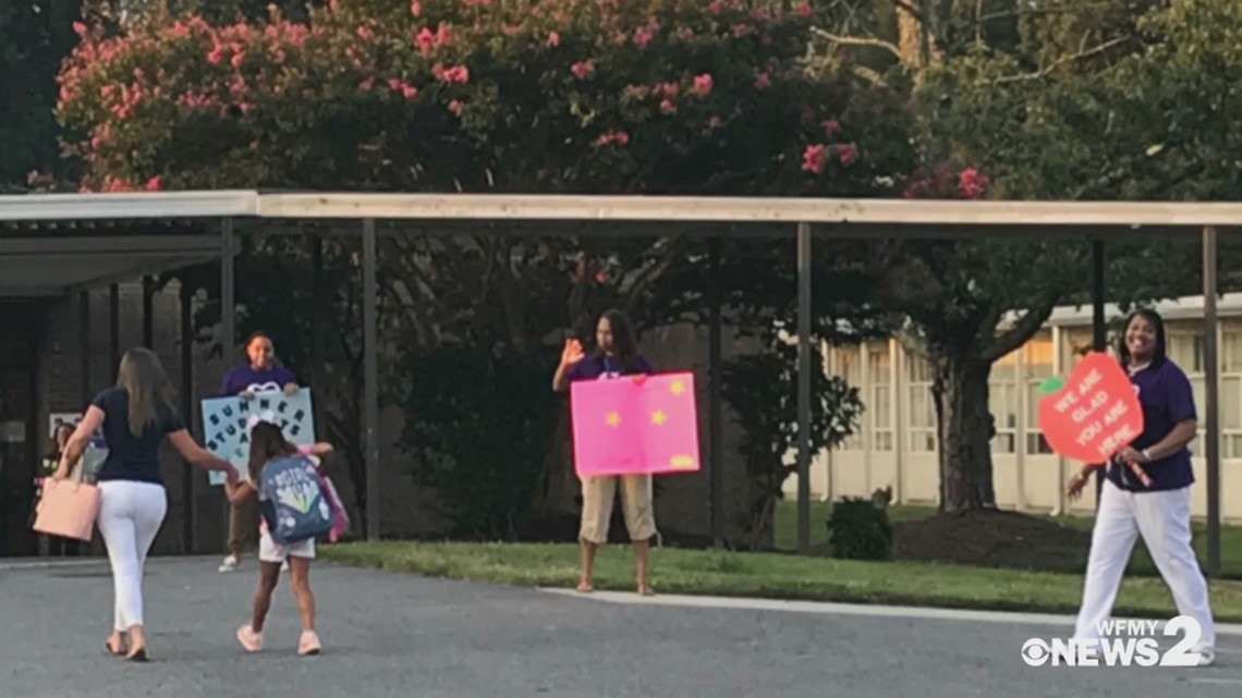 First Day of School At Sumner Elementary #BTSOn2 | wfmynews2.com