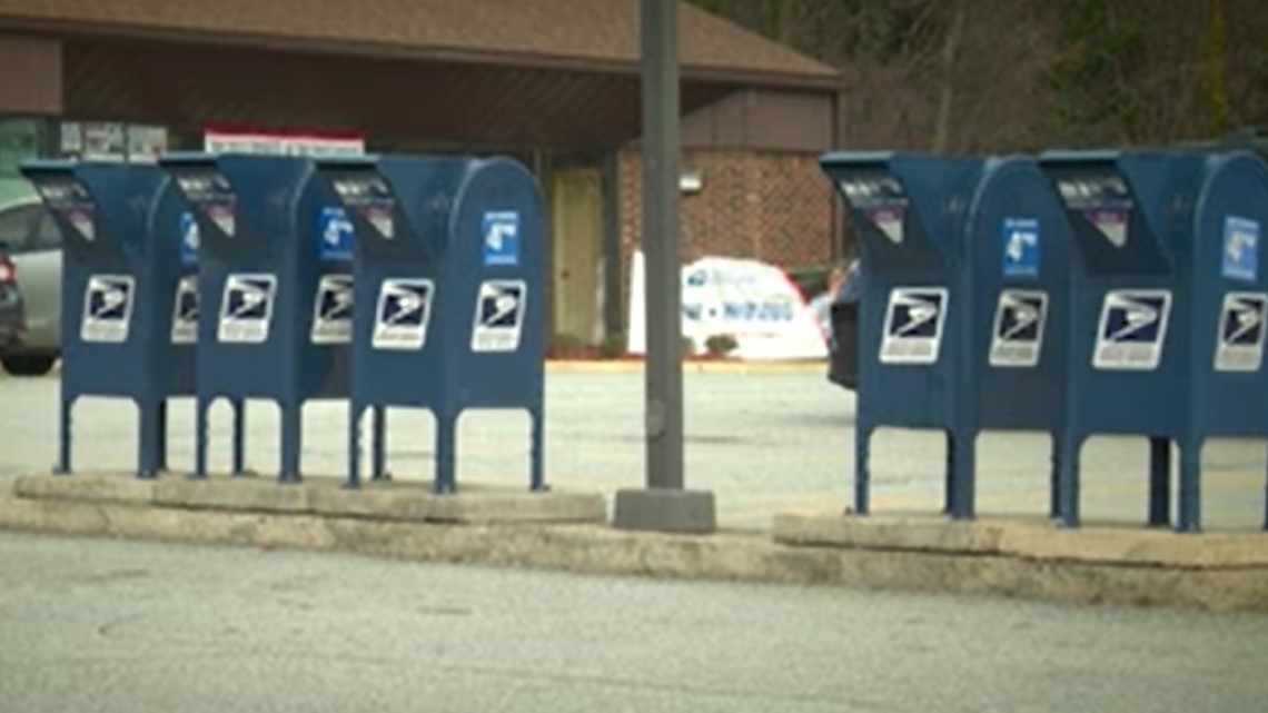 Mailing bills & gift cards: Don't drop them in blue USPS boxes ...