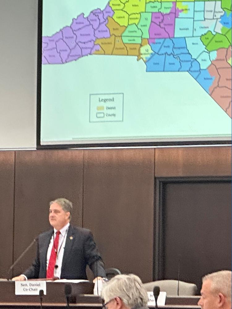 North Carolina Senate passes new congressional district map | wfmynews2.com