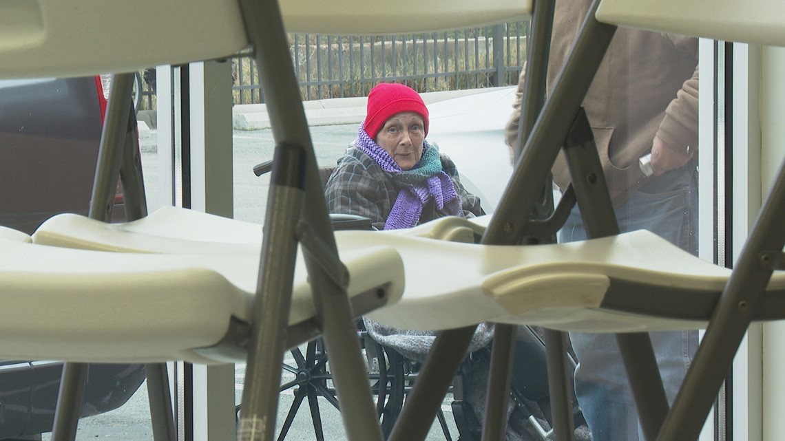 More and more people are using IRC's services as hours expand ...