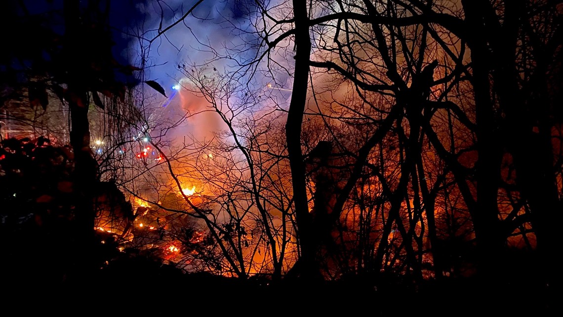 Worthville Mill burning in Randleman | wfmynews2.com