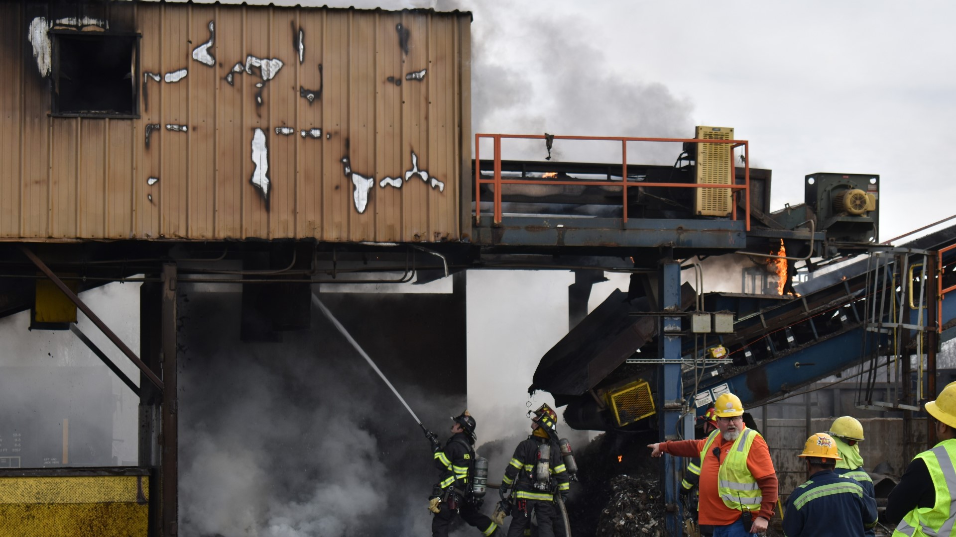 Fire crews battle fire at OmniSource Corporation in Kernersville ...