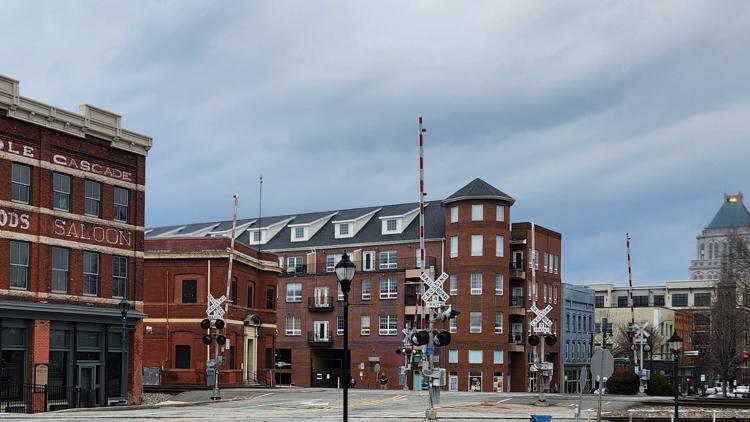 Railroad crossing on South Elm Street in Greensboro to close until ...