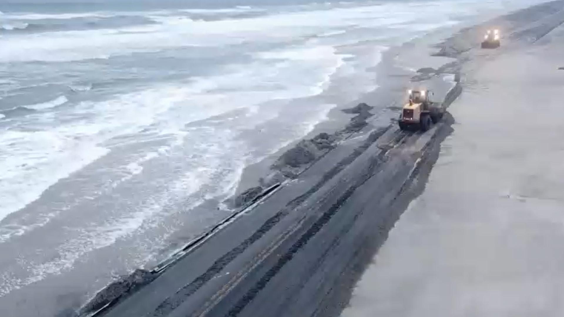 NC 12 remains closed on Ocracoke, Hatteras amid cleanup efforts ...