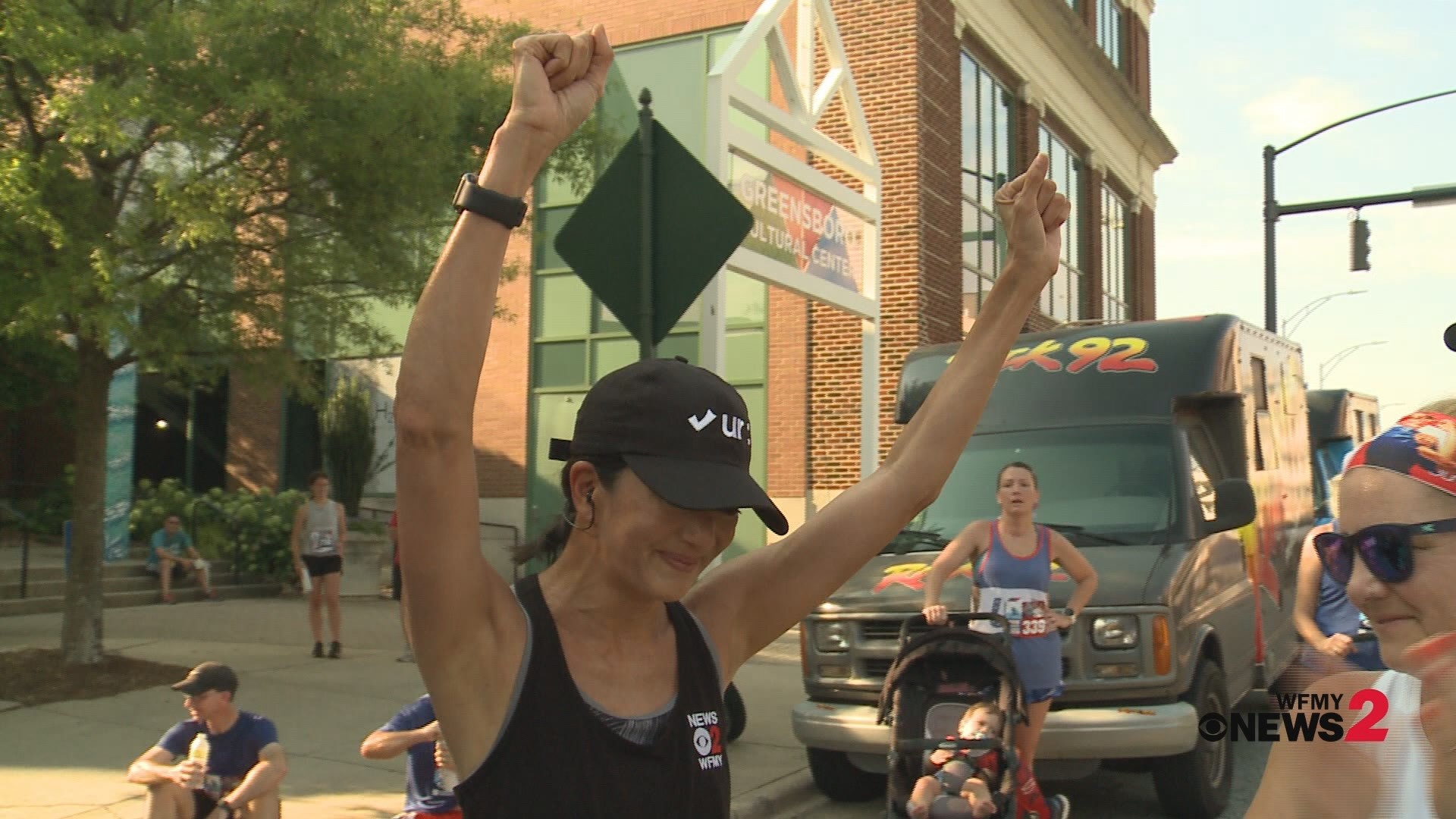 Julie Luck finishes Freedom Run after surviving cancer | wfmynews2.com