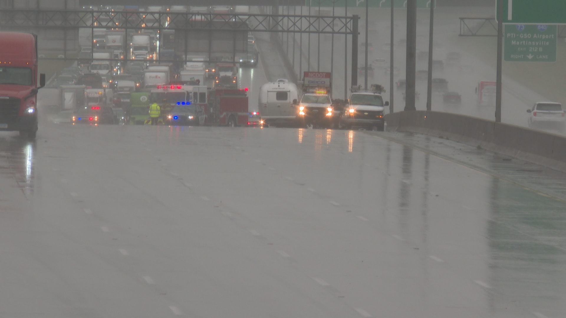 Crash involving overturned camper causes backup on I-40 W in Greensboro | wfmynews2.com