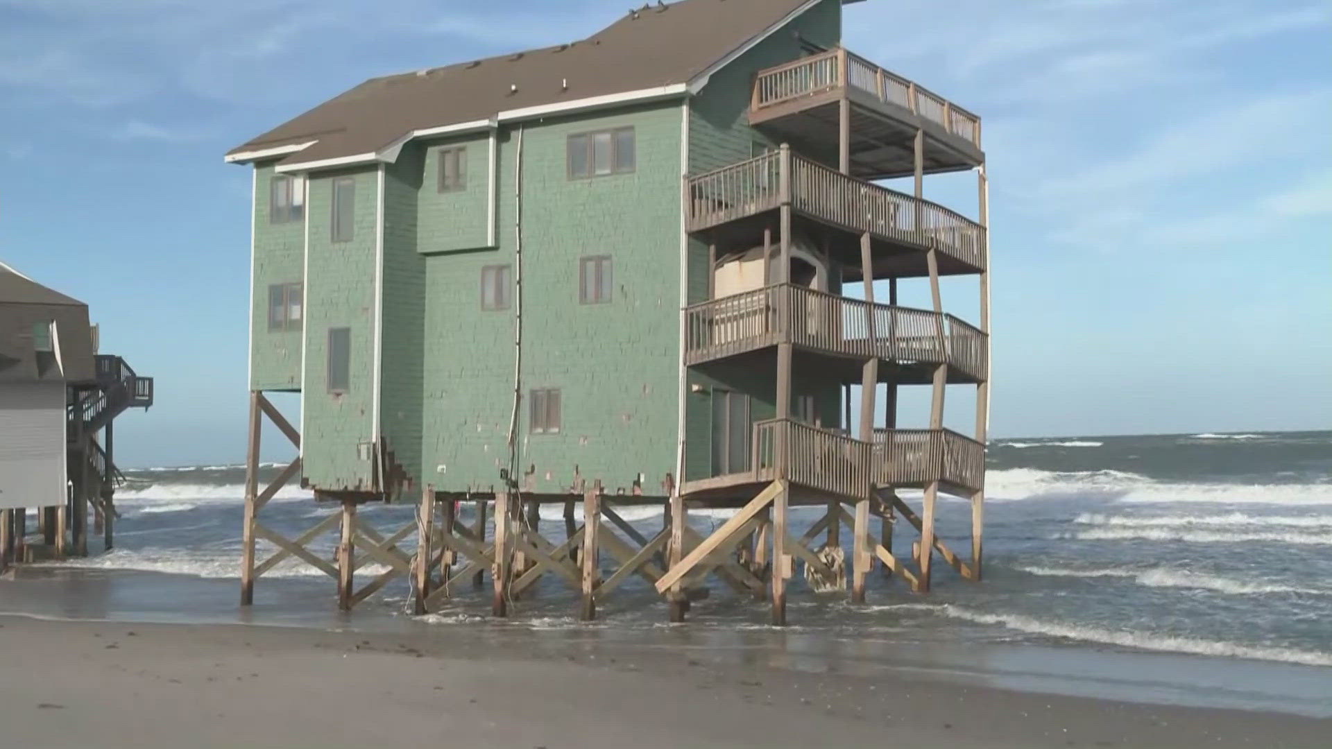 Outer Banks braces for nor'easter that could collapse more homes into ...