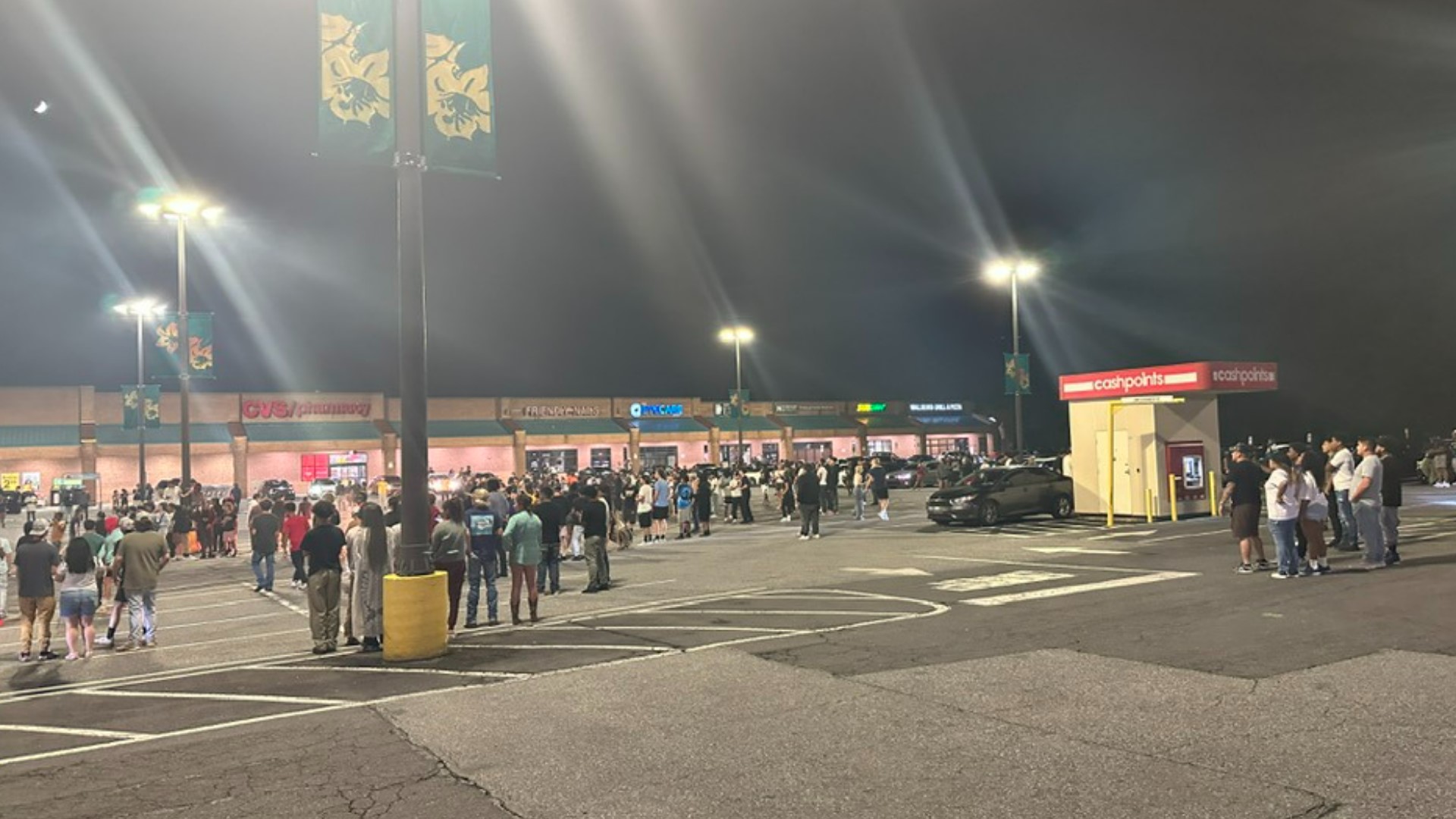 Burnouts performed in Food Lion parking lot | wfmynews2.com