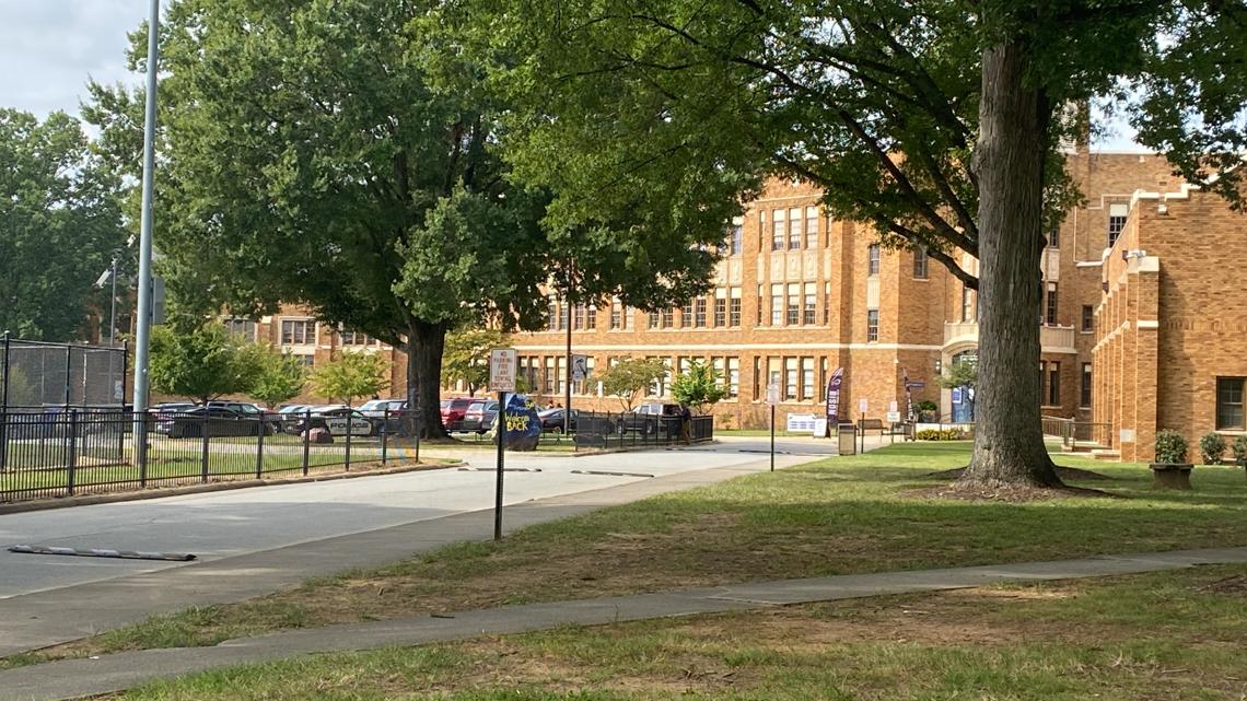 High Point Central lockdown lifted | wfmynews2.com