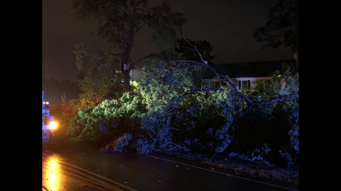 Strong tornado hits Rockingham Co. leaving behind damage | wfmynews2.com